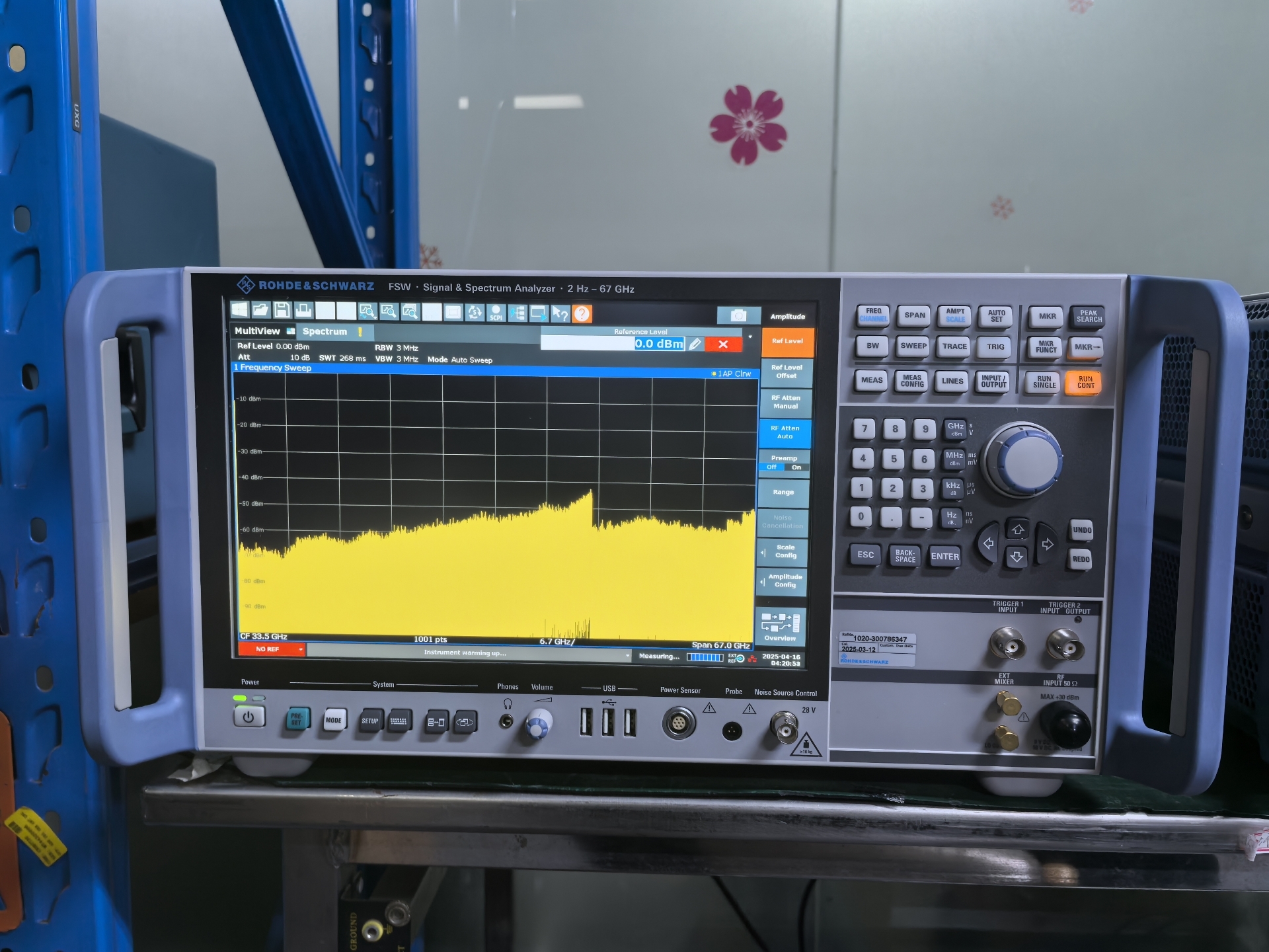 67 GHz Ultra Wideband Signal Spectrum Analyzer Rohde & Schwarz FSW67